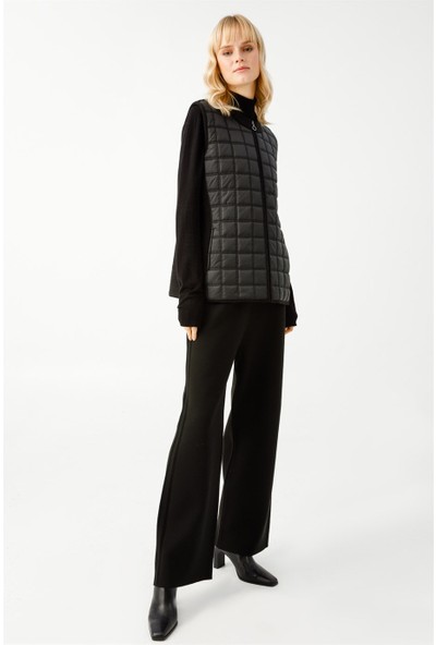 Mutlu Ertan Kapitone Sıfır Yaka Triko Yelek-Siyah Mutlu Ertan Kapitone Sıfır Yaka Triko Yelek-Siyah