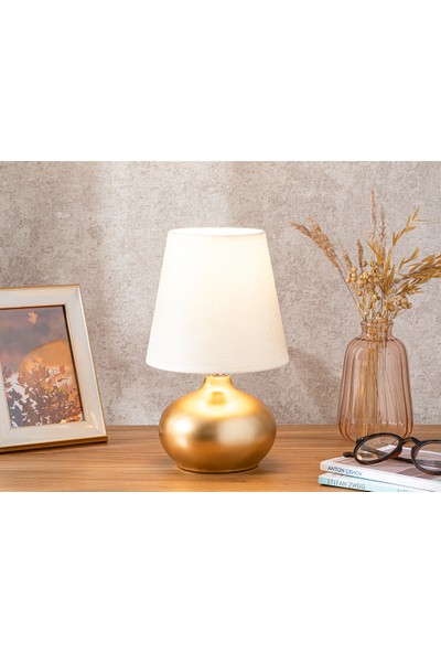 English Home Goldy Abajur 15X27 cm Beyaz – Gold English Home Goldy Abajur 15X27 cm Beyaz – Gold