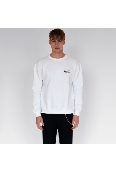Nike Beyaz Renk Air Model Battal Beden Slim Fit Pamuk Erkek Sweatshirt Nike Beyaz Renk Air Model Battal Beden Slim Fit Pamuk Erkek Sweatshirt