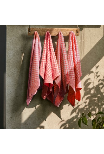 Vivamaison 4'lü Kırmızı Renkli Dama Desenli Mutfak Peçetesi Kurulama Bezi Mutfak Havlusu 40x60 cm Vivamaison 4'lü Kırmızı Renkli Dama Desenli Mutfak Peçetesi Kurulama Bezi Mutfak Havlusu 40x60 cm