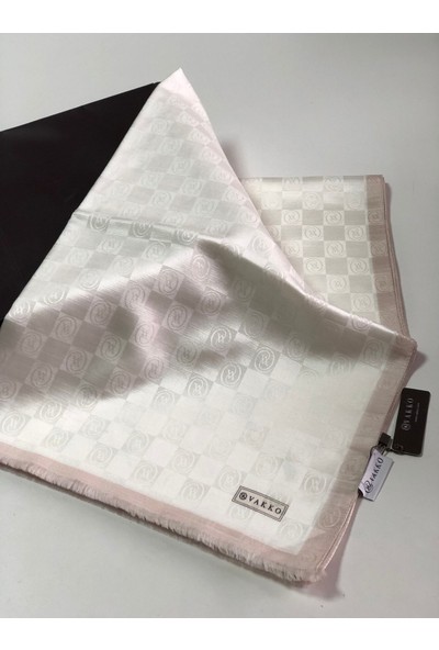 Vakko Ekru-Kırık Beyaz Şal Vakko Ekru-Kırık Beyaz Şal