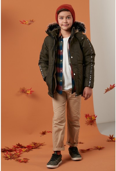 Lela Yakası Suni Kürklü Peluş Astarlı Kapüşonlu Kışlık Mont Erkek Çocuk Mont 6036056