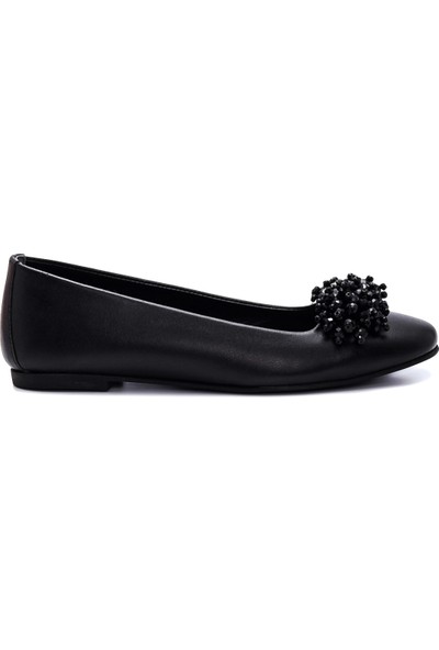 Derimod Kadın Boncuklu Klasik Babet