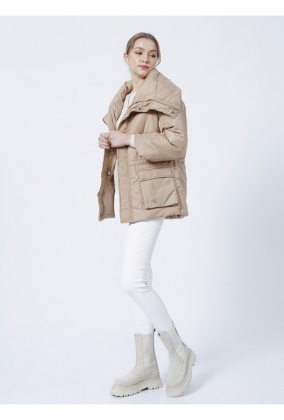 Fabrika Ata Yaka Geniş Fit Kapitone Desenli Koyu Bej Bebek Mont - LF-160309 Fabrika Ata Yaka Geniş Fit Kapitone Desenli Koyu Bej Bebek Mont - LF-160309