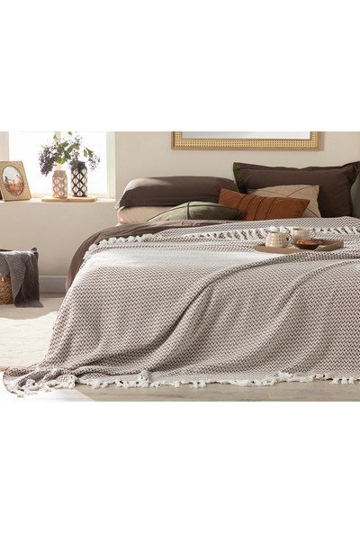 English Home Herrıngbone Dokuma Çift Kişilik Yatak Örtüsü 240 x 260 cm Kahve English Home Herrıngbone Dokuma Çift Kişilik Yatak Örtüsü 240 x 260 cm Kahve