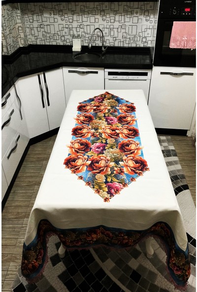 Dertsiz Masa Örtüsü - Dantelli Çiçek Desenli Dijital Baskılı Lüks Masa Örtüsü