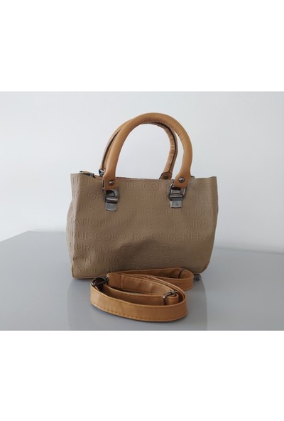 Üç Bölmeli Ayarlanabilir Askılı Kadın Omuz Çantası