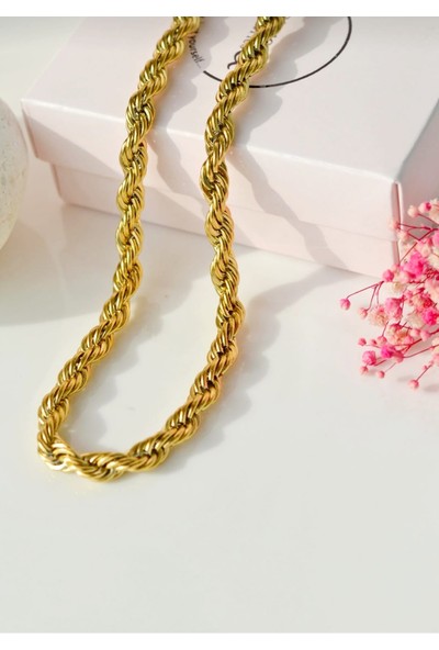 Yugen Concept Burgu Gold Kaplama Halat Kolye Yugen Concept Burgu Gold Kaplama Halat Kolye