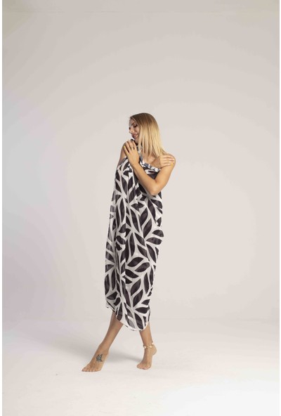 Elif Erdinç Maxı Pareo