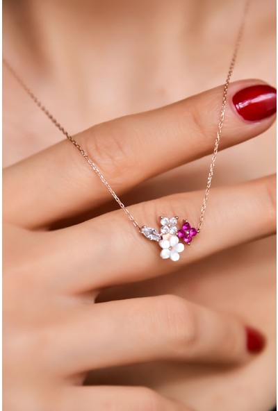 Papatya Silver 925 Ayar Gümüş Rose Kaplama Sedef Manolya Fuşya Beyaz Taşlı Damla Yonca Çiçek Kolye Papatya Silver 925 Ayar Gümüş Rose Kaplama Sedef Manolya Fuşya Beyaz Taşlı Damla Yonca Çiçek Kolye