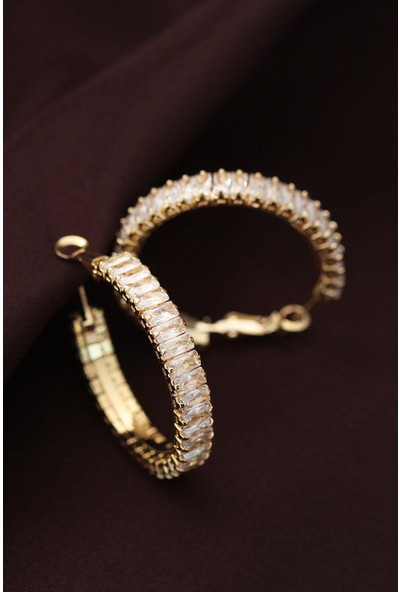 Clariss Çelik Altın Renk Baget Taşlı Halka Küpe Clariss Çelik Altın Renk Baget Taşlı Halka Küpe