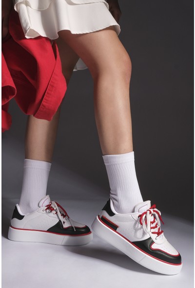 Marjin Kadın Sneaker Kalın Taban Blok Renk Bağcıklı Spor Ayakkabı Pera Marjin Kadın Sneaker Kalın Taban Blok Renk Bağcıklı Spor Ayakkabı Pera
