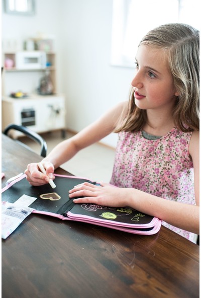 Unigo Karalama Defteri Unicorn - Renkli Tozsuz Tebeşirli