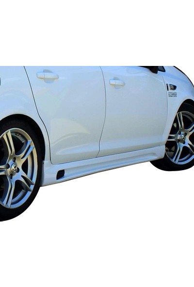 Opel Corsa D 2007 - 2013 Rieger Yan Marşpiyel Seti (Plastik) Opel Corsa D 2007 - 2013 Rieger Yan Marşpiyel Seti (Plastik)