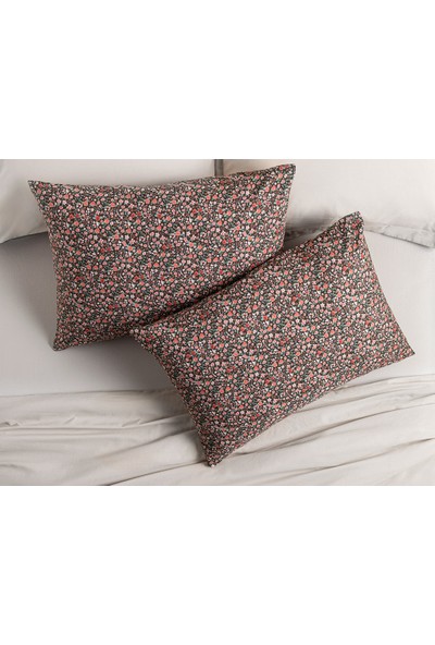 English Home Floweret Pamuklu 2'li Yastık Kılıfı 50 x 70 cm Siyah English Home Floweret Pamuklu 2'li Yastık Kılıfı 50 x 70 cm Siyah