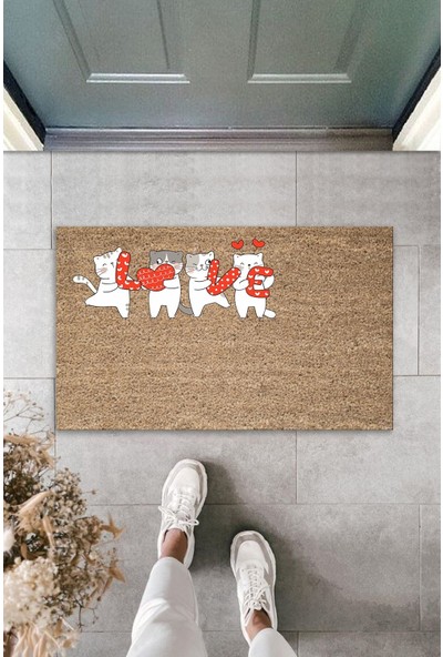 Silkcoat Home Dijital Baskı Kahverengi Love Harflerini Tutan Beyaz Kediler Dekoratif Kapı Paspası Ps1295