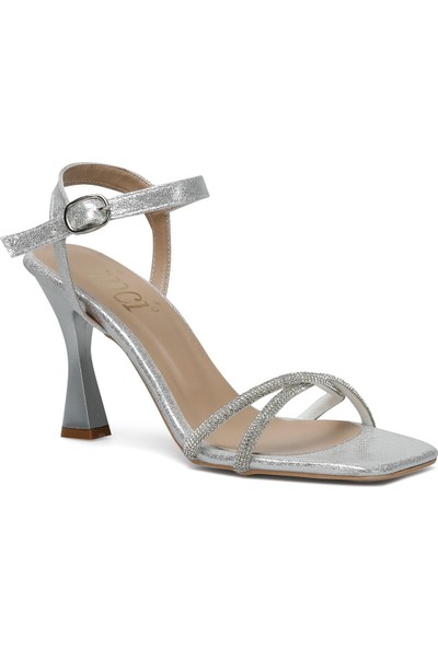 İnci Aldrın.z 2fx Gümüş Kadın Topuklu Sandalet İnci Aldrın.z 2fx Gümüş Kadın Topuklu Sandalet