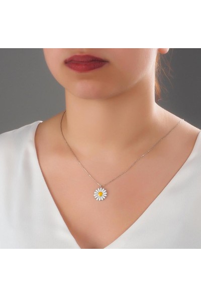 Takılingo 925K Gümüş Papatya Kolye Takılingo 925K Gümüş Papatya Kolye