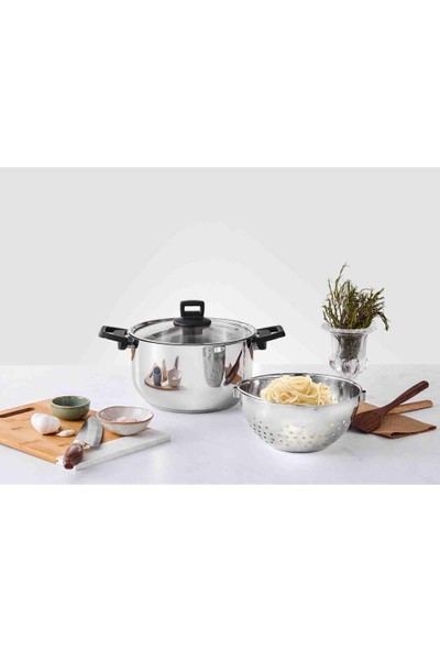 Karaca Mutfaksever Makarna Tenceresi ve Buharlı Pişirici 24CM