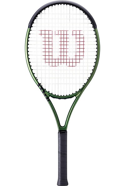 Wilson Blade 26 V8.0 Çocuk Tenis Raketi WR079210U Wilson Blade 26 V8.0 Çocuk Tenis Raketi WR079210U