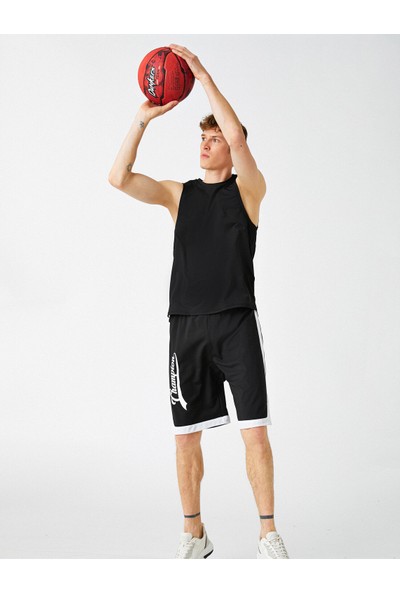 Koton Baskılı Çizgili Basketbol Şortu