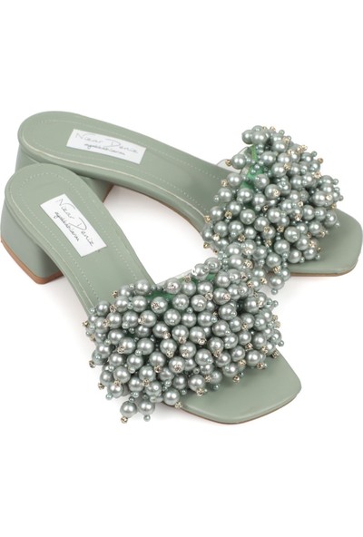 Modalena Pean Mint Yeşil Taşlı Incili 3 cm Kısa Topuklu Kadın Sandalet Terlik Modalena Pean Mint Yeşil Taşlı Incili 3 cm Kısa Topuklu Kadın Sandalet Terlik
