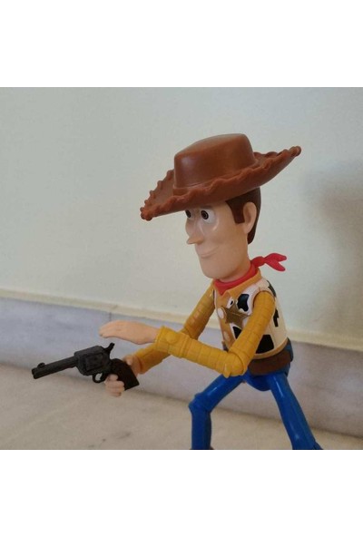 Kargolat Oyuncak Hikayesi Woody Nin Silahı Plastik Aparat Kargolat Oyuncak Hikayesi Woody Nin Silahı Plastik Aparat