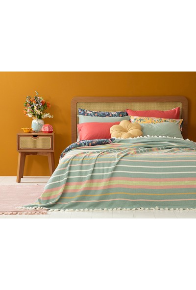 English Home Faith Dokuma Çift Kişilik Yatak Örtüsü 240 x 260 cm Seledon – Pembe English Home Faith Dokuma Çift Kişilik Yatak Örtüsü 240 x 260 cm Seledon – Pembe