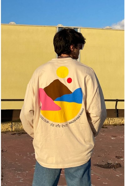Flaw Mountain In Story Printed Oversize Sweatshirt Flaw Mountain In Story Printed Oversize Sweatshirt