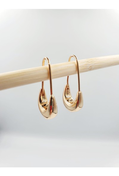 Yugen Concept Gold Kaplama Çengel Hande Erçel Küpesi