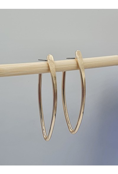 Yugen Concept Yargı Oval Halka Ceylin Küpesi Yugen Concept Yargı Oval Halka Ceylin Küpesi