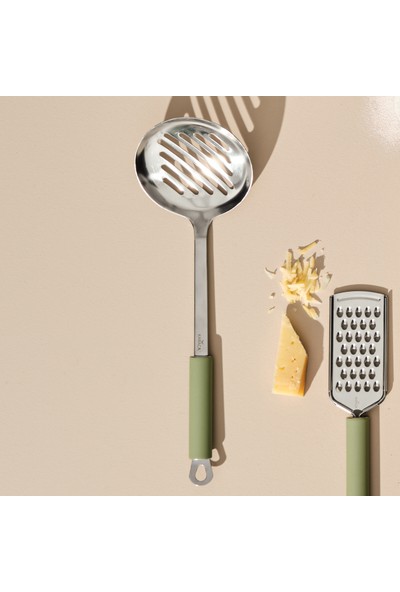 Karaca Lana Yeşil Kevgir