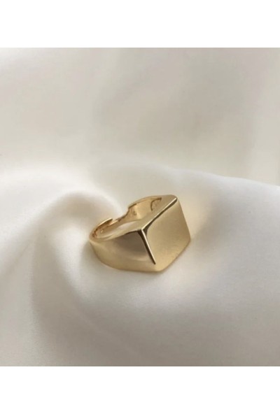 Genç Mağazaları Gold Kare Ayarlanabilir Yüzük