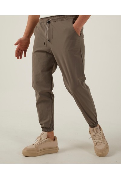 Pobudo Haki Renk Paraşüt Kumaş Jogger Erkek Pantolon Pobudo Haki Renk Paraşüt Kumaş Jogger Erkek Pantolon