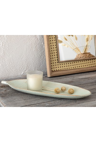 English Home Nikole Dekoratif Tabak 41X14X3 cm Yeşil English Home Nikole Dekoratif Tabak 41X14X3 cm Yeşil