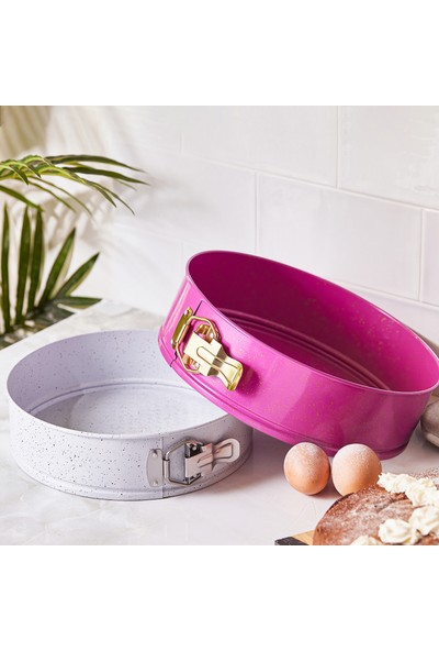 Karaca Süper 2'li Kek Kalıbı Seti Gri Fuşya 28/24 cm Karaca Süper 2'li Kek Kalıbı Seti Gri Fuşya 28/24 cm