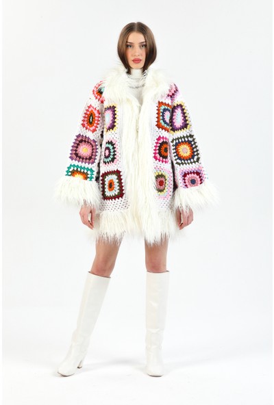 Redpoint Jackets Suni Kürk (Faux Fur) Geometrik Desen Süslemeli Tığ Işi Çok Renkli Kadın Ceket Redpoint Jackets Suni Kürk (Faux Fur) Geometrik Desen Süslemeli Tığ Işi Çok Renkli Kadın Ceket