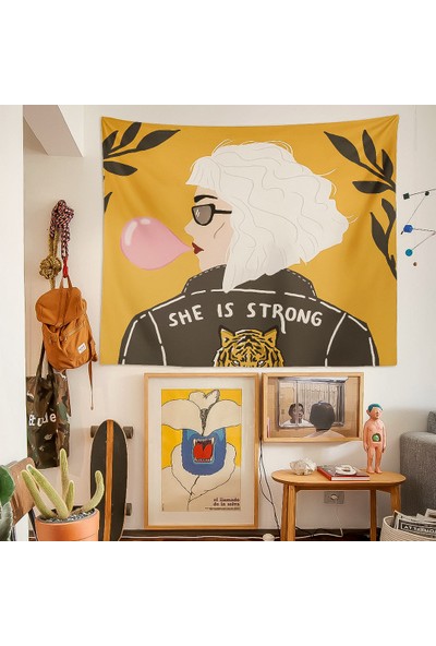 Wallhang She Is Strong Duvar Örtüsü 150X130 cm