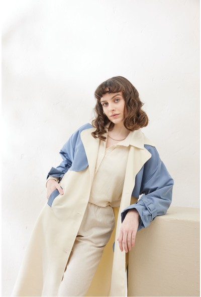 Cherisa Kadın Indigo Rüzgarlık ve Kemer Detaylı Cepli Uzun Trençkot Cherisa Kadın Indigo Rüzgarlık ve Kemer Detaylı Cepli Uzun Trençkot