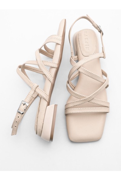 Marjin Kadın Hakiki Deri Günlük Sandalet Memory Hafıza Taban Aner Marjin Kadın Hakiki Deri Günlük Sandalet Memory Hafıza Taban Aner