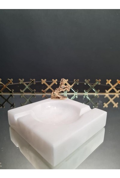 Homelet Döküm At Sembollü Mermer Kül Tablası