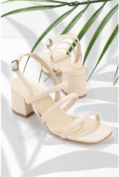 Bambi Nude Kadın Klasik Topuklu Ayakkabı K05888030009