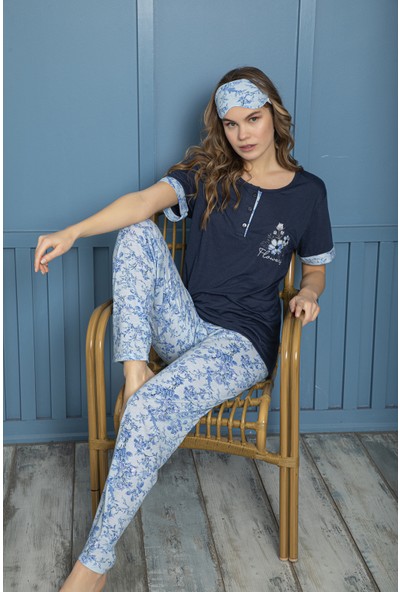 Mirano Bisiklet Yaka Düğme Detaylı Apple Floral Nakışlı Uyku Bantlı Kısa Kollu Pijama Takımı Mirano Bisiklet Yaka Düğme Detaylı Apple Floral Nakışlı Uyku Bantlı Kısa Kollu Pijama Takımı