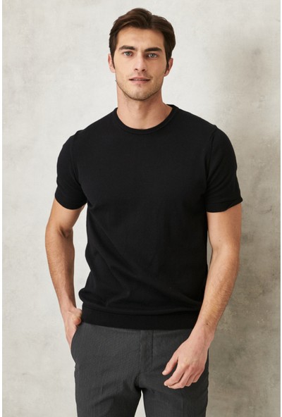 Altınyıldız Classıcs Erkek Siyah Standart Fit Normal Kesim Bisiklet Yaka %100 Pamuk Triko Tişört Altınyıldız Classıcs Erkek Siyah Standart Fit Normal Kesim Bisiklet Yaka %100 Pamuk Triko Tişört