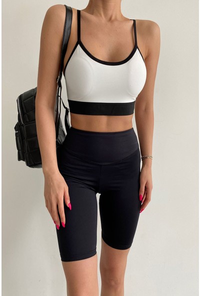 Yeşil Beyaz Destekli Spor Veya Günlük Crop Top T-Shirt Yeşil Beyaz Destekli Spor Veya Günlük Crop Top T-Shirt