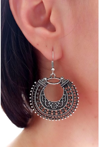 Fildişi Aksesuar Antik Gümüş Kaplama Vintage Şekilli El Yapımı Çift Küpe Fildişi Aksesuar Antik Gümüş Kaplama Vintage Şekilli El Yapımı Çift Küpe