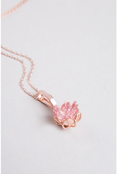 925 Ayar Gümüş Zincirli Rose Altın Kaplamalı Lotus Çiçeği Kolye 925 Ayar Gümüş Zincirli Rose Altın Kaplamalı Lotus Çiçeği Kolye