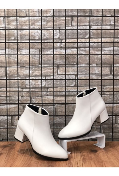 Ventes Kadın Topuklu Beyaz Bot (Termal Iç Malzeme)