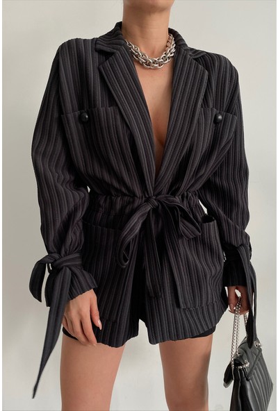 MyLove Çizgili Kuşaklı Ceket Siyah