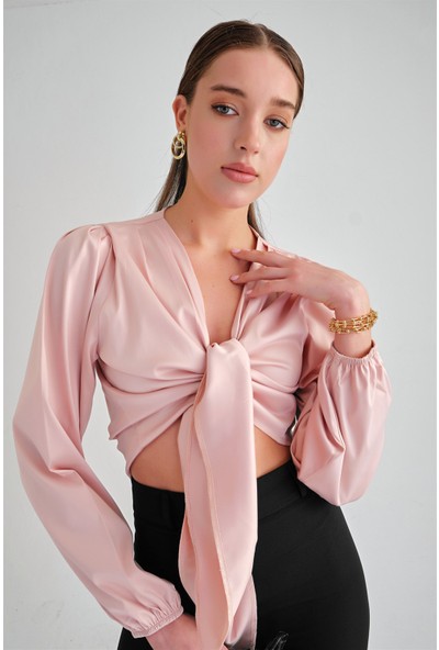 MyLove Luxury Bağlamalı Saten Bluz Pudra MyLove Luxury Bağlamalı Saten Bluz Pudra